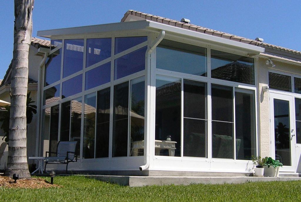 Sunroom Design & Installation – Tropicana Screen