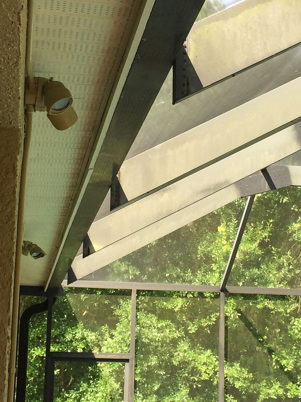 super-gutter-tampa - Tropicana Screen & Glass Inc