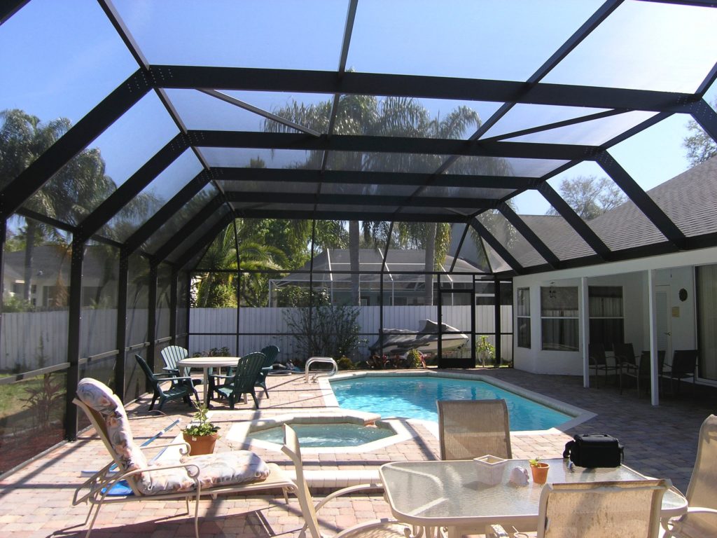 Super Gutter St. Petersburg | Tropicana Screen & Glass, Inc.